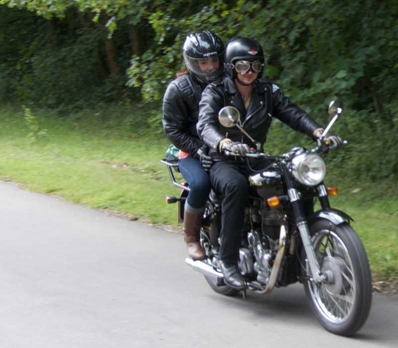 Tips for a long motorcycle road trip with a pillion