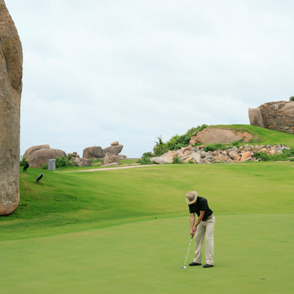 10 Golf Courses In India For The Best Golfing Experience