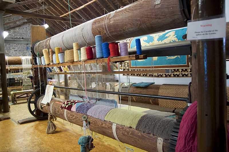 Wangmo Hand-Woven Carpet Factory, Phobjikha Valley | Gangtey, Bhutan ...